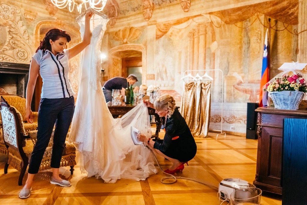 Prefinjena poroka na Dvorcu Zemono, SLOVENIJA - Samo Rovan