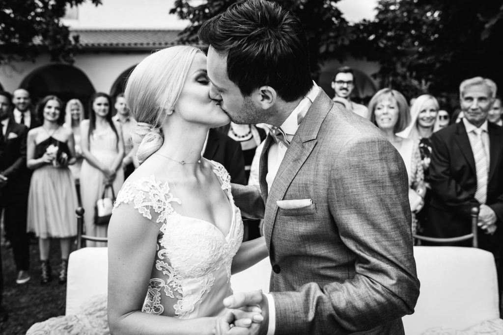 Prefinjena poroka na Dvorcu Zemono, SLOVENIJA - Samo Rovan